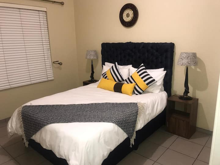 White Rose Cozy Apartment - Midrand