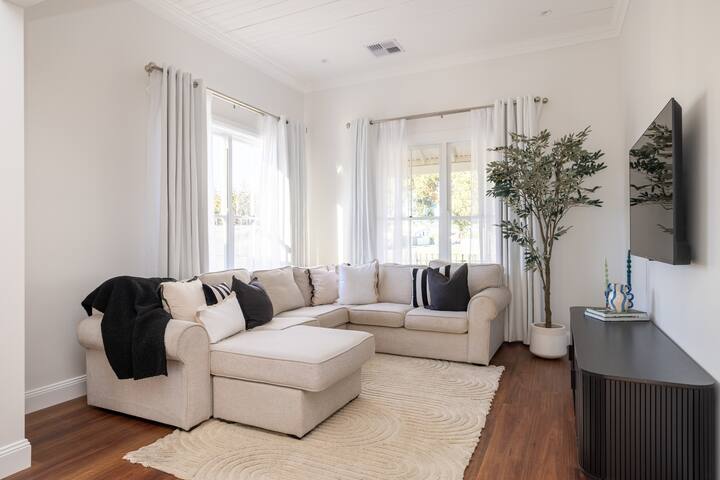 The Winery Lounge Luxury Home Lower Huntervalley - Kitchener