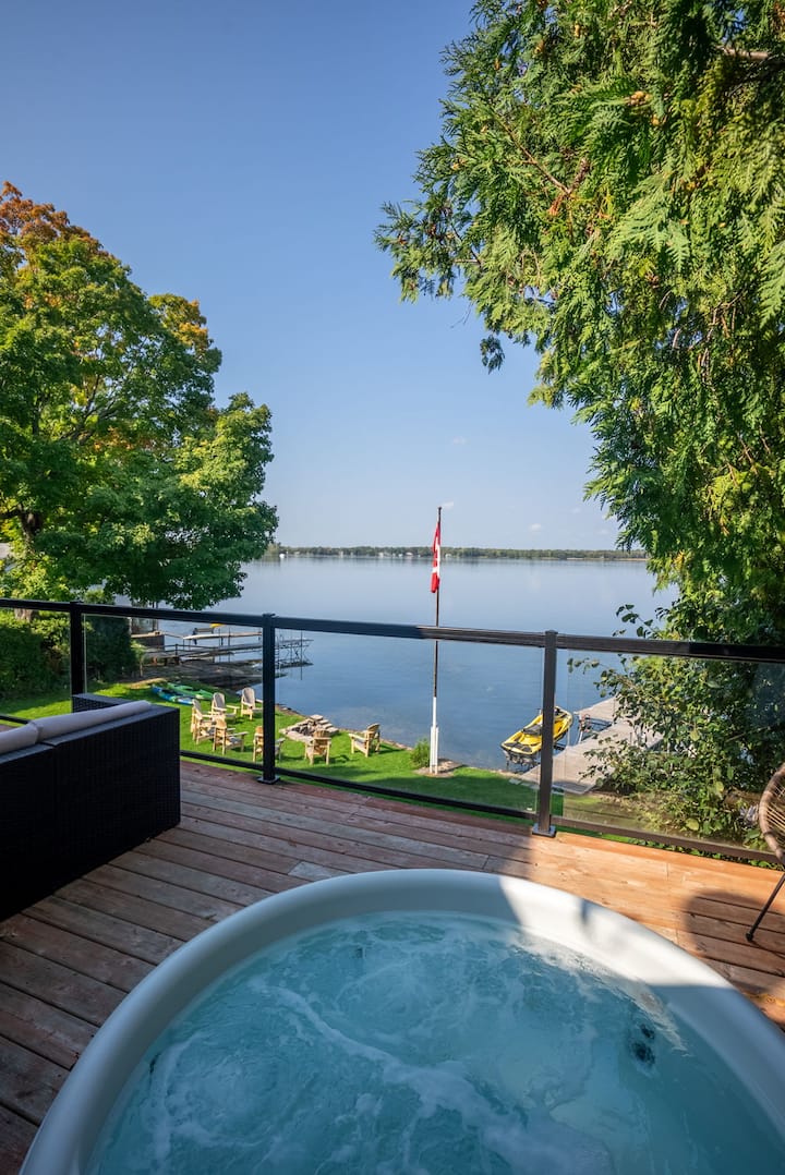 Big Rideau Cottage With Hot Tub And Sauna - Smiths Falls
