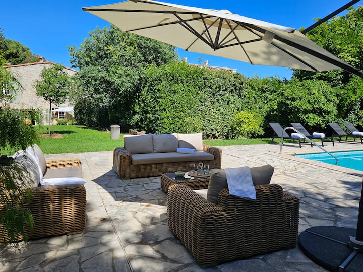 Mas De Charme Avec Piscine - Antibes