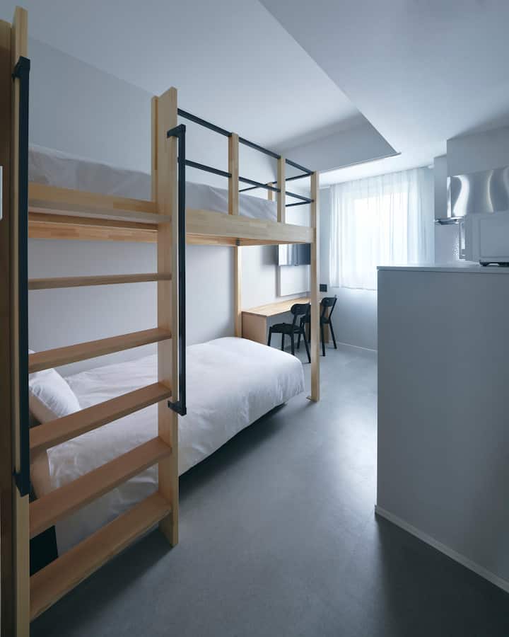 Hotel Da Haus Deluxe Double Room Shinjuku Tokyo - 渋谷区
