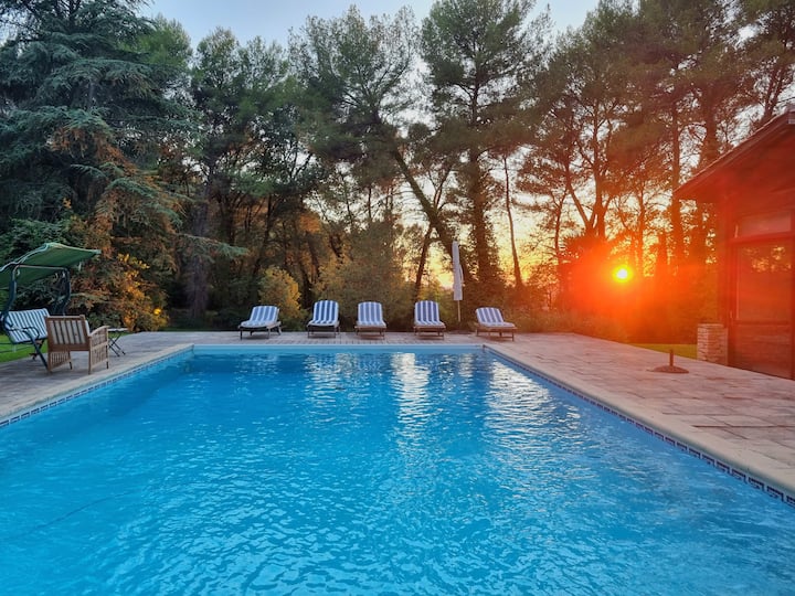 Villa La Sauvagine - Piscine - Tennis - Billard - Gardanne