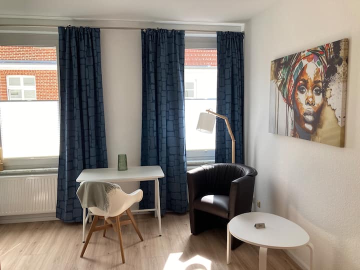Mittendrin - Das Blaue Appartement Im Zentrum - Lingen (Ems)