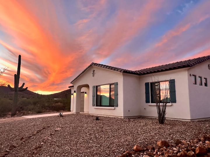 Peaceful Desert Casita | Hike, Relax & Work Remote - Cave Creek