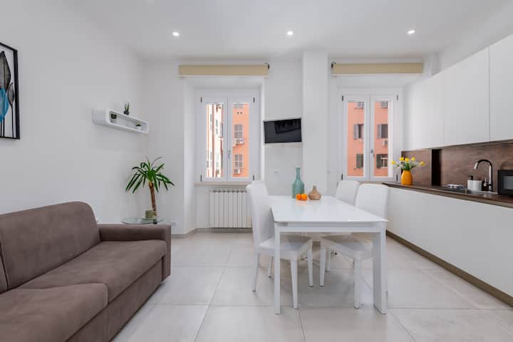 Domusaurea 3 Apartments Near The Colosseum - Rome