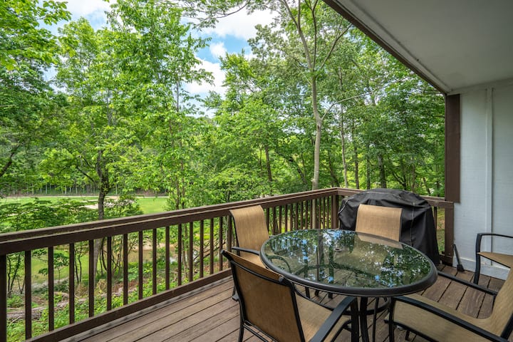 Lake Desoto & Golf Club West Gate 3 Br - Hot Springs Village, AR