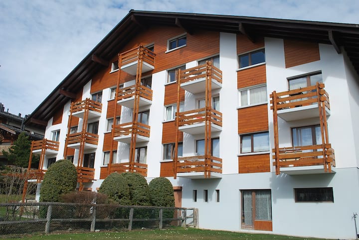 Lovely 2.5 Rooms For 4 + Balcony - Sierre