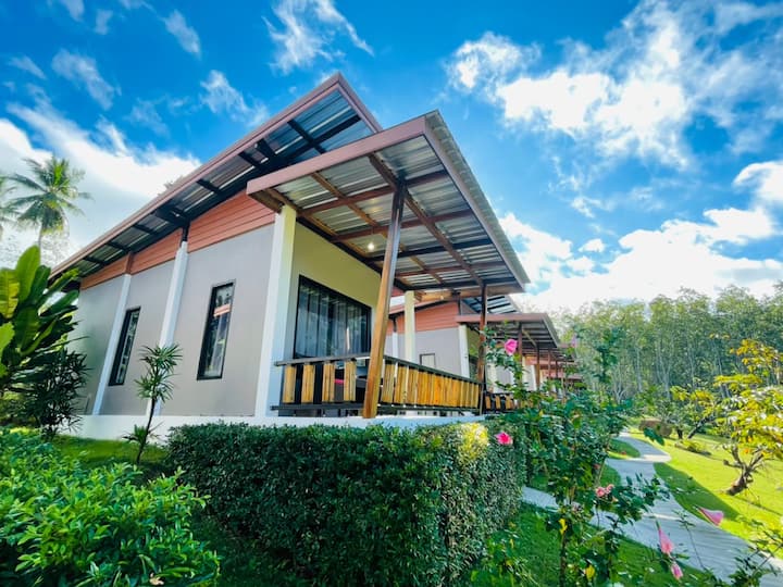 Phurin Thara @ Koh Lanta ( Sup) - Ko Lanta