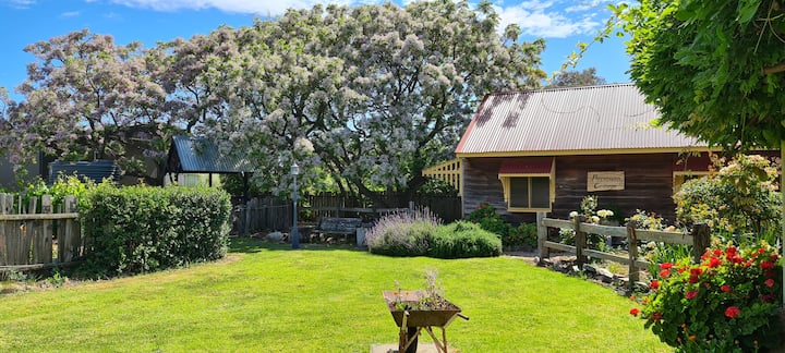 Peppercorn Cottage - Your Romantic Coastal Getaway - Normanville