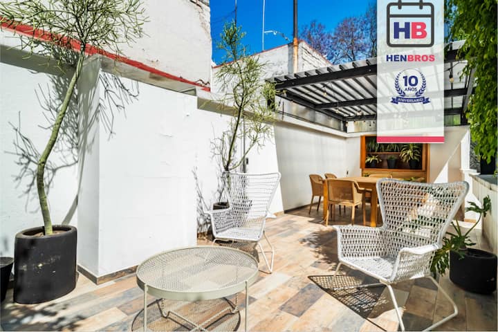 Hermosa Casa Remodelada Con Terraza Privada - Mexico City
