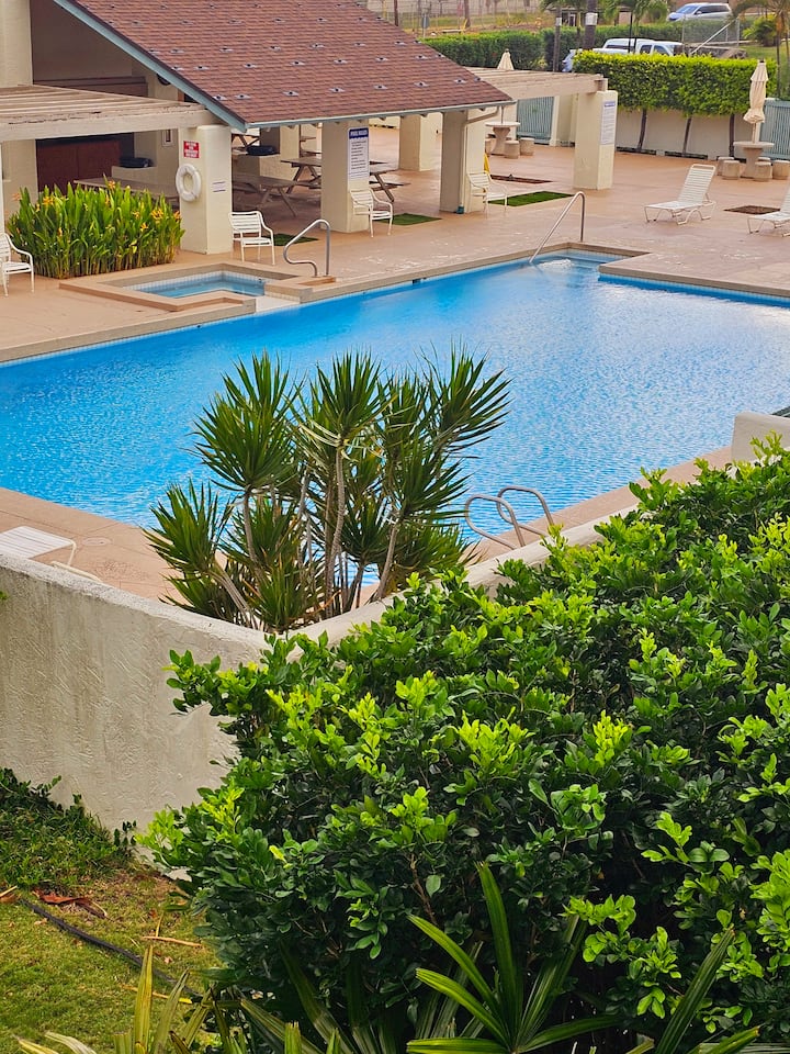 Beautiful Beach Townhouse In Kailua 3 Br/2.5 Bath - Kailua, HI