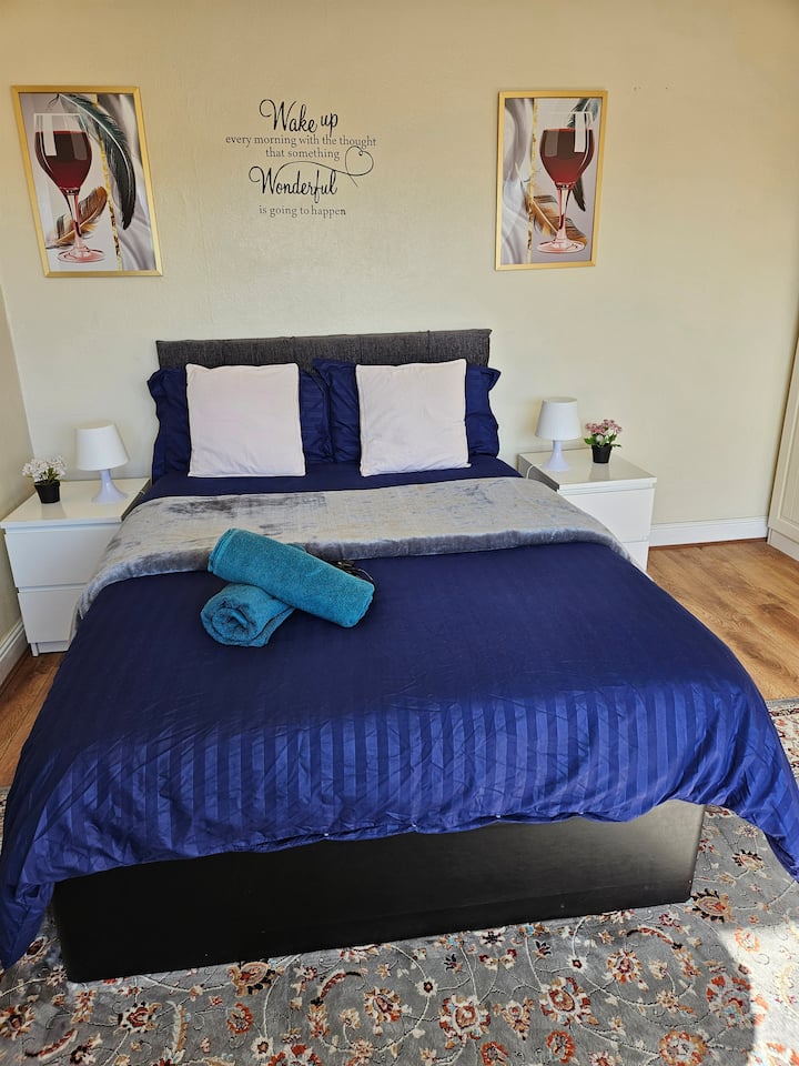 Stunning 2 Bedroom House, Wi-fi,  Parking & Tv. - Wetherby