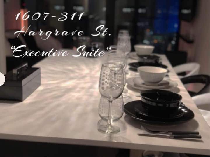 16th Fl Sky High Condo "Executive Suite" - Winnipeg