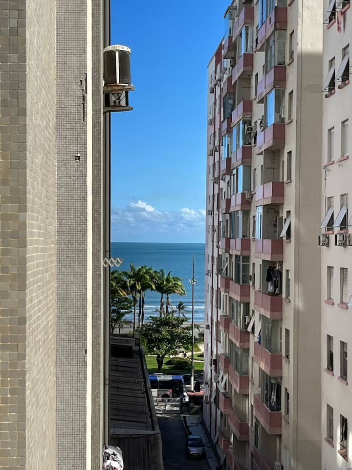 50m Da Praia | Vista Lateral Mar | Portaria 24 Hrs - サントス