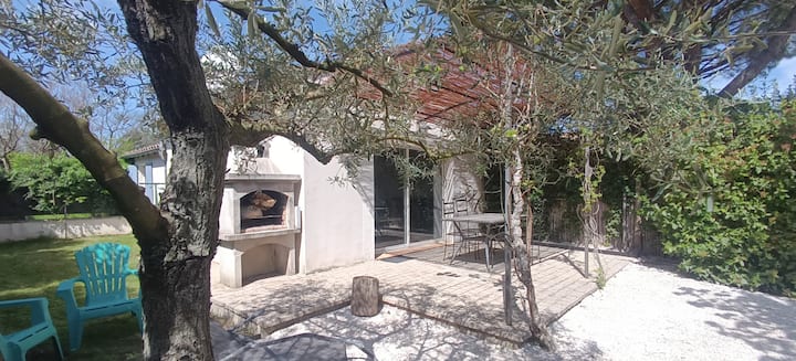 Gîte Climatisé De La Montagnette à Boulbon - Tarascon