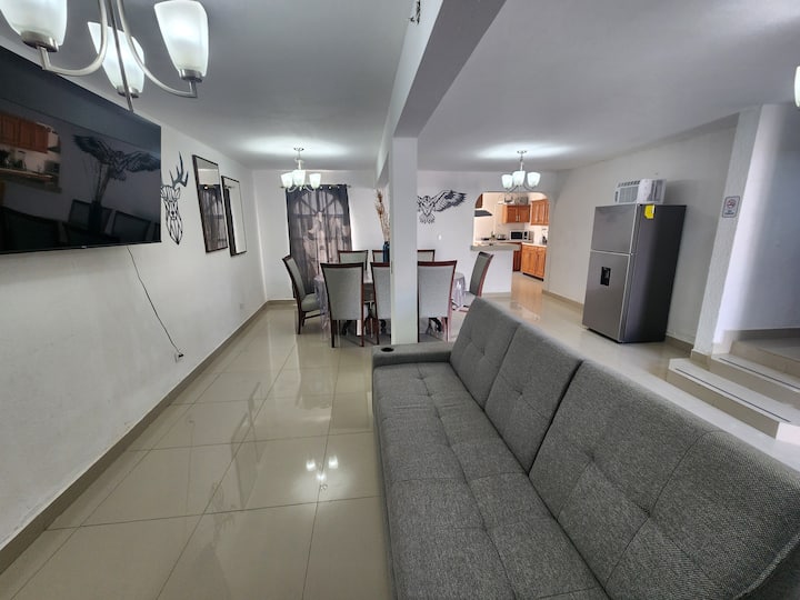 Superamplio Depa Céntrico 12 Huéspedes 3recámaras - Durango