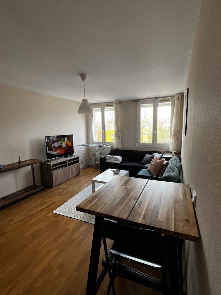 Location Appartement 3 Chambres - Saint-Cyr-l'École