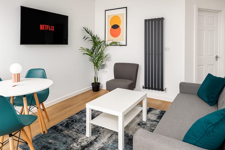 Perfect Modern 4 Bedroom Close To Stadium - Liverpool