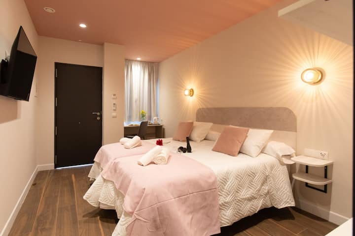 Boutique Rooms Playa Burriana - Carabeo - Frigiliana