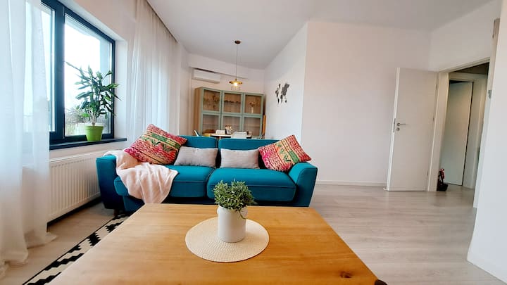 Nature View Apartment & Parking - Bucarest