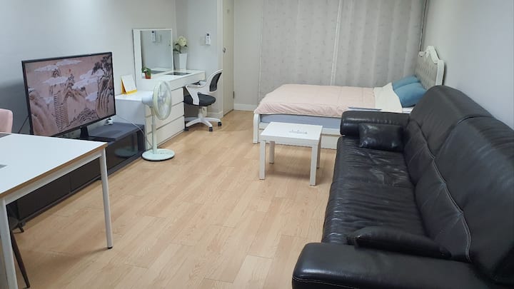 강남 중심 선릉역 1번출구 3분 # 외국인 Guest House 36sqm /Coex 6분 - Séoul