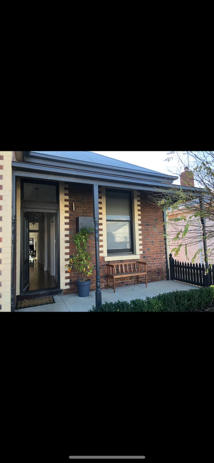 Chatsworth Geelong West - Geelong