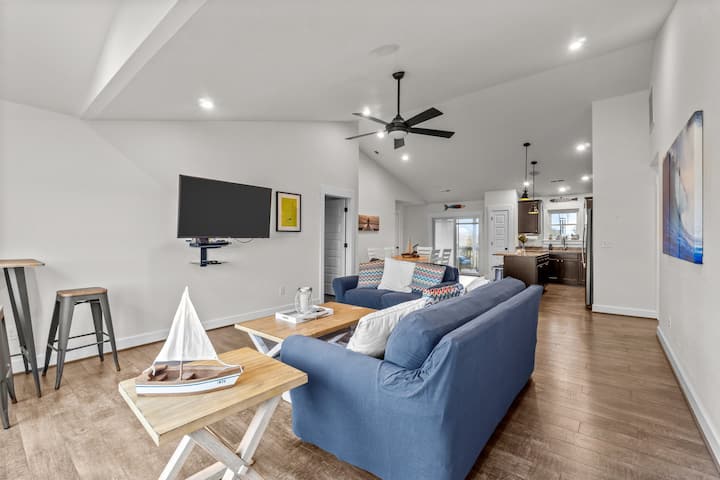 Bring Pets, No Hidden Fees, 3min To Beach, Hot Tub - Outer Banks, NC