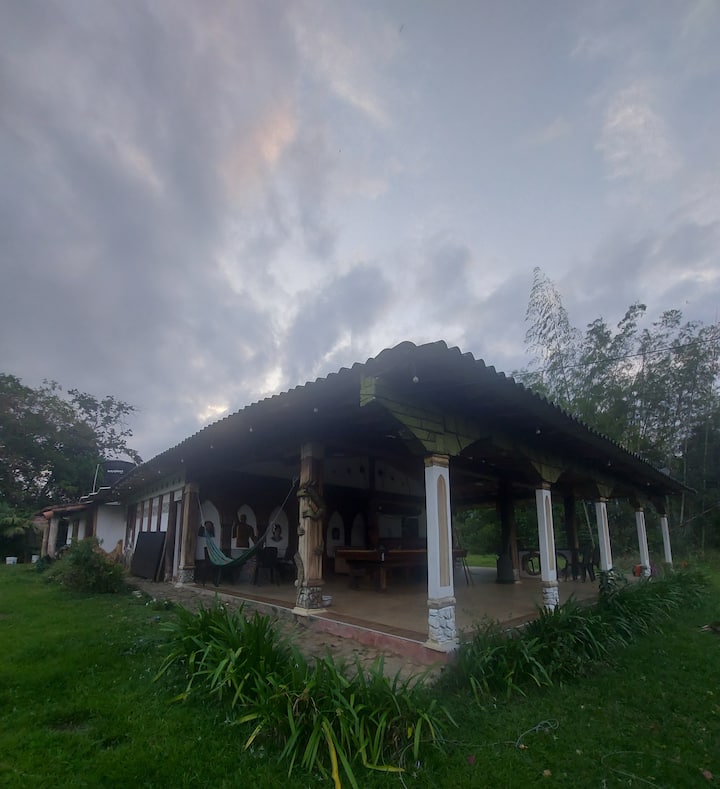 Grande Y Hermosa Casa De Tapia - San Carlos