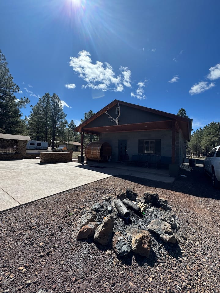 Cozy Cabin Close To Polar Express & Grand Canyon - Parks, AZ