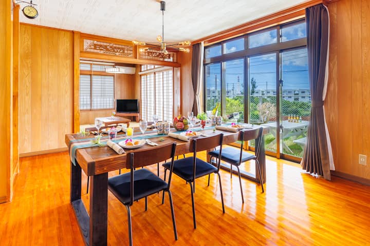 シャワーが2つ/1階に寝室があり高齢者・乳幼児に優しい/庭でbbq/高速道路まで5分/5台駐車可能/ - Okinawa Prefecture, Japan