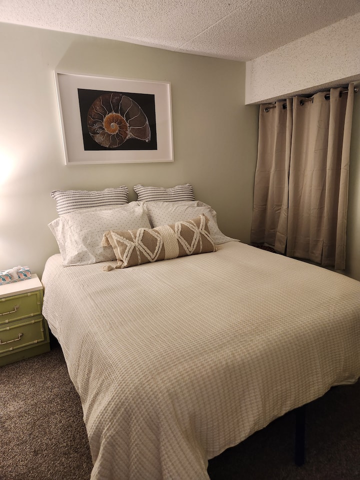 Fabulous Ocean Block Condo! - Fenwick Island, DE