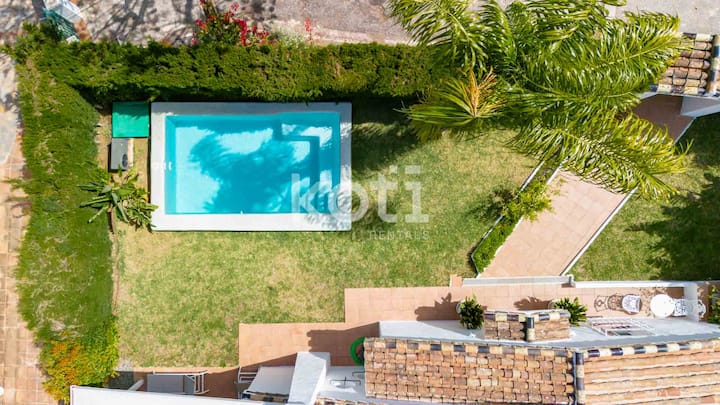 Private Pool Cabopino's Beach Villa El Carretón - Marbella