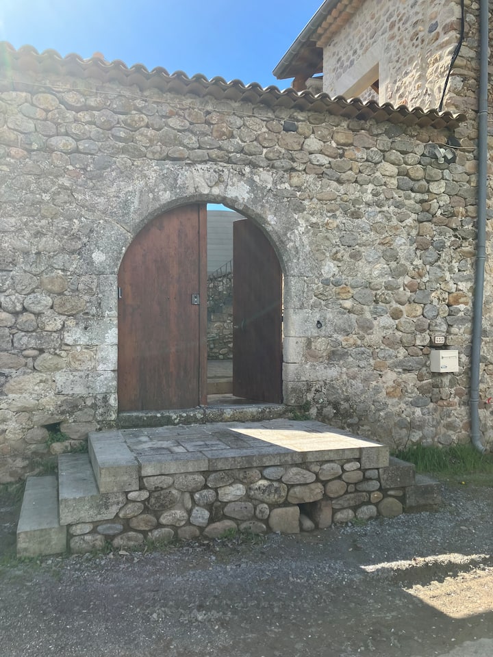 Maison En Pierre Vogue - Balazuc