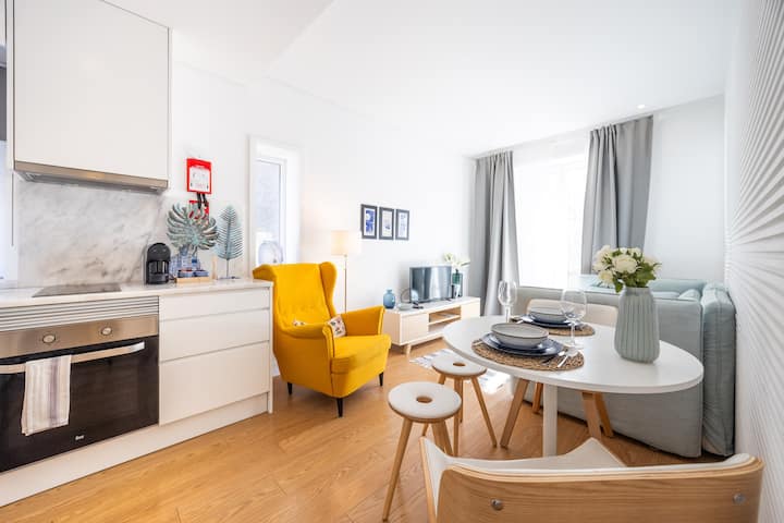 Quiet Apartment +Fast Wifi +Ac +City Centre - Porto, Portugal