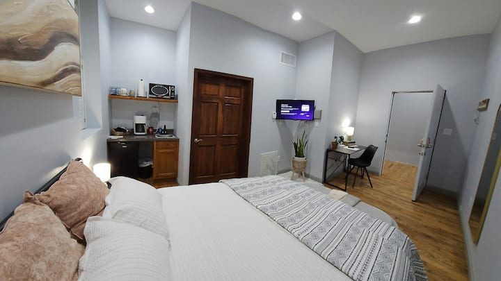 A Better Hotel Room | Studio Apt. 203 - Aurora, MO