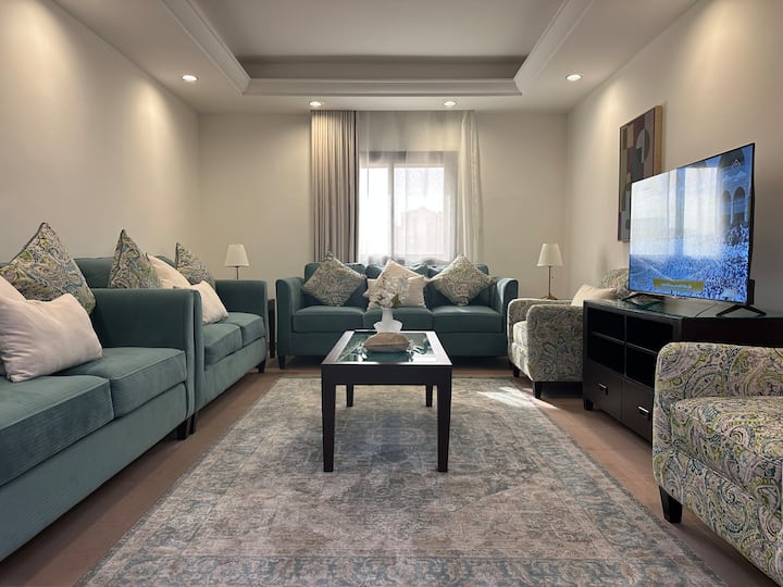 Two Bedroom Suite At Z Residence By Dayf - Mecca
