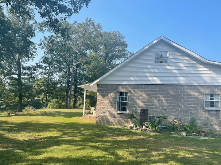 Ouachita River Fishing Cabin At Friendship - Arkadelphia, AR
