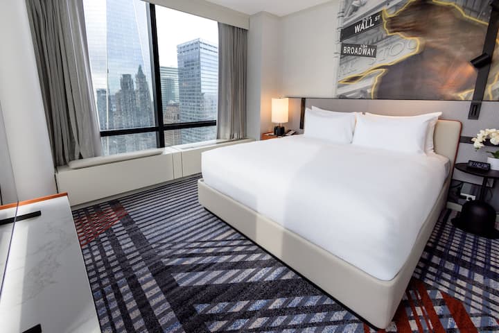 Corner King Junior Suite In Lower Manhattan - Brooklyn, NY