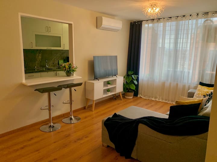 Cálido Y Seguro Apartamento En Latahona Caracas - 