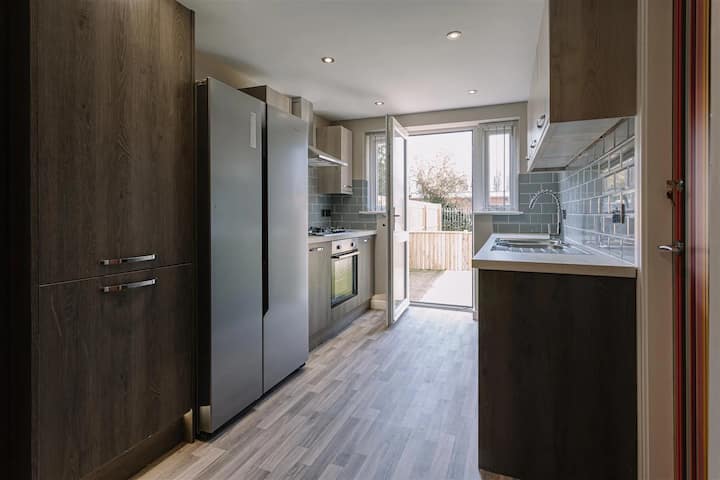 Hull 5-bed Home–perfect For Contractors & Families - Hull