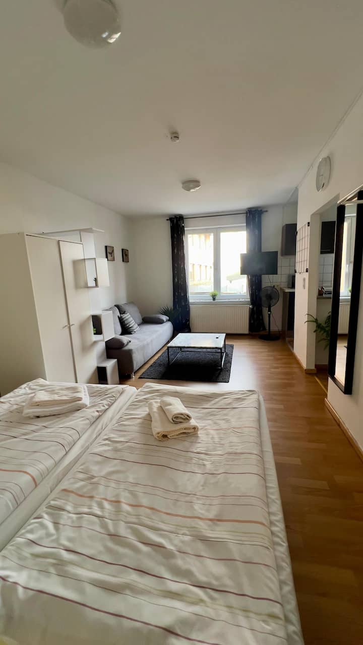 1-zimmer Apartment Direkt Am Hauptbahnhof - Neumünster