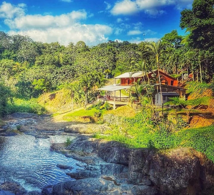 La Nueva Cabaña De Juan - Corozal