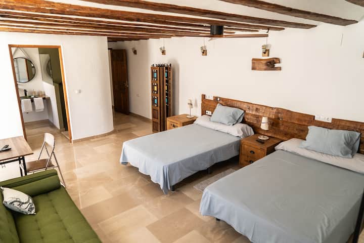 Habitación Verde Con Patio En Cortijo Los Llanos - Galera