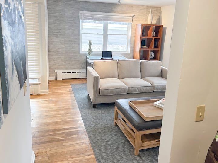 2 Br Symphony On The Park - Designer - Johnson City, NY