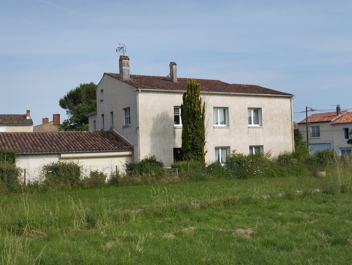 Fenêtres Sur Le Marais - 8 Pers. 1er éTage - Vendée