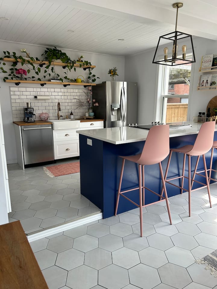 Cozy City Centre Retreat - Kingston