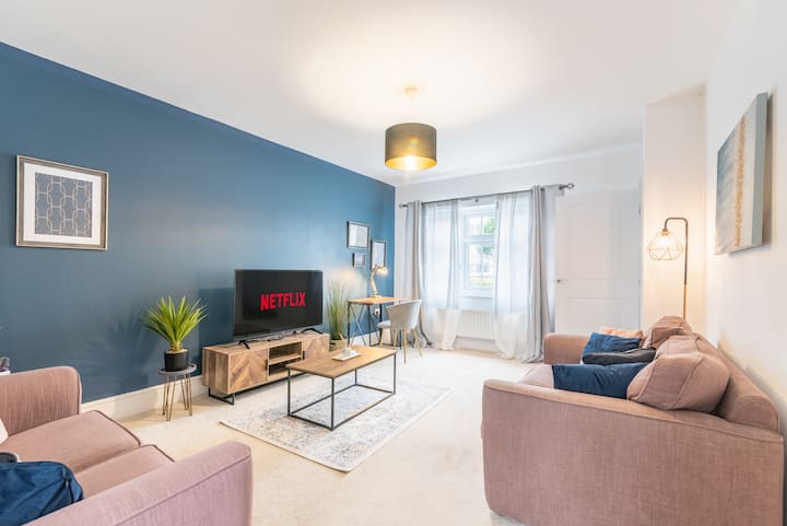 Sleeps 5*free Parking*contractors*long Stay Rates - Newport