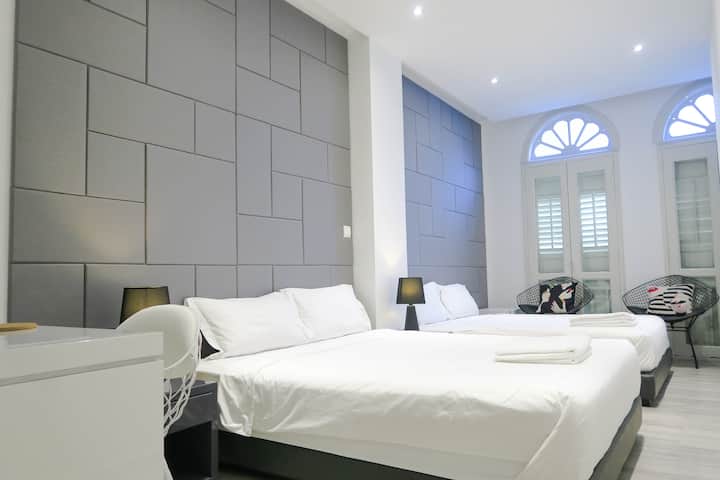 Cozy Studio Apt W Balcony-orchard/ Somerset Area - Bukit Timah