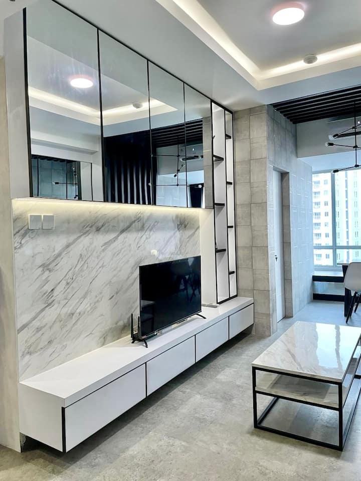 Modern Vibrant 2br @Pakuwon Mall - Surabaya