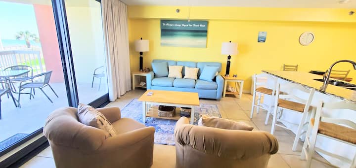 Oceanfront With *King Bed*gulf View *Hot Tub *Pool - Adventure Island, Orange Beach